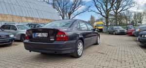 Black Volvo S80 2001 in Valmiera, with an engine capacity of 2.50 L and mileage of 405 thousand km for 1400 €, photo 4 on AUTOMOTO.COM.LV