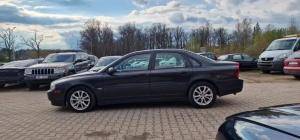 Black Volvo S80 2001 in Valmiera, with an engine capacity of 2.50 L and mileage of 405 thousand km for 1400 €, photo 6 on AUTOMOTO.COM.LV