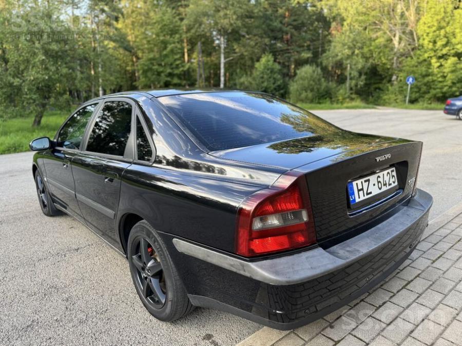 Melns Volvo S80 2002 Jūrmala, ar dzinēja tilpumu 2.40 L un nobraukumu 441 tūkst. km par 1600 €, foto 7 vietnē AUTOMOTO.COM.LV