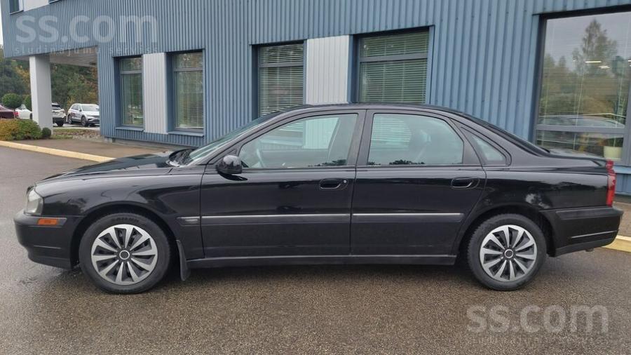 Melns Volvo S80 2002 Rīga, ar dzinēja tilpumu 2.40 L un nobraukumu 304 tūkst. km par 1850 €, foto 10 vietnē AUTOMOTO.COM.LV