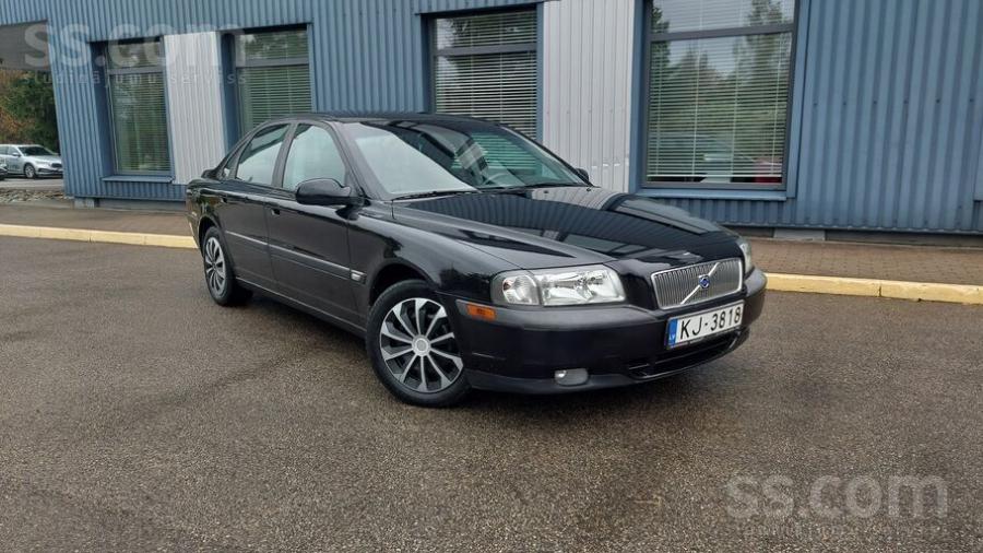 Melns Volvo S80 2002 Rīga, ar dzinēja tilpumu 2.40 L un nobraukumu 304 tūkst. km par 1850 €, foto 17 vietnē AUTOMOTO.COM.LV