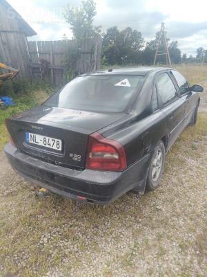 Black Volvo S80 2002 in Preili, with an engine capacity of 2.40 L and mileage of 414 thousand km for 650 €, photo  on AUTOMOTO.COM.LV