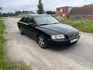 Черный Вольво С80 2002 в Рига, объемом двигателя 2.40 л и пробегом 452 тыс. км за 950 €, фото 3 на AUTOMOTO.COM.LV