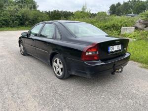 Черный Вольво С80 2002 в Рига, объемом двигателя 2.40 л и пробегом 452 тыс. км за 950 €, фото 4 на AUTOMOTO.COM.LV