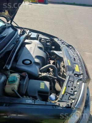 Melns Volvo S80 2002 Daugavpils, ar dzinēja tilpumu 2.40 L un nobraukumu 424 tūkst. km par 1100 €, foto 4 vietnē AUTOMOTO.COM.LV