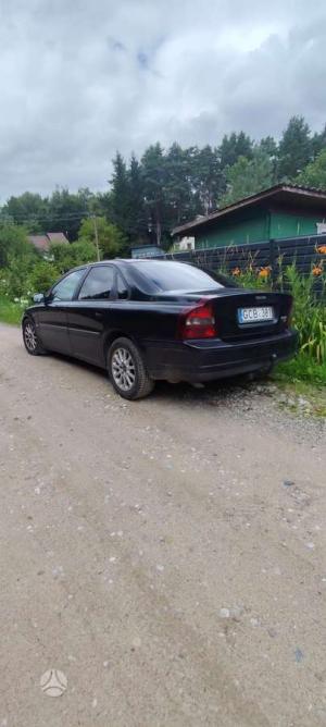 Black Volvo S80 2002 in Vilnius, with an engine capacity of 2.40 L and mileage of 457 thousand km for 650 €, photo  on AUTOMOTO.COM.LV