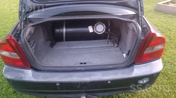 Melns Volvo S80 2002 Valmiera, ar dzinēja tilpumu 2.40 L un nobraukumu 405 tūkst. km par 400 €, foto 9 vietnē AUTOMOTO.COM.LV