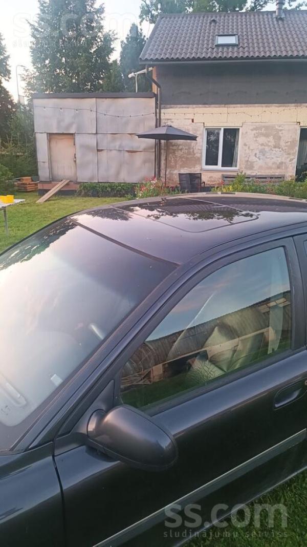 Melns Volvo S80 2002 Valmiera, ar dzinēja tilpumu 2.40 L un nobraukumu 405 tūkst. km par 400 €, foto 10 vietnē AUTOMOTO.COM.LV