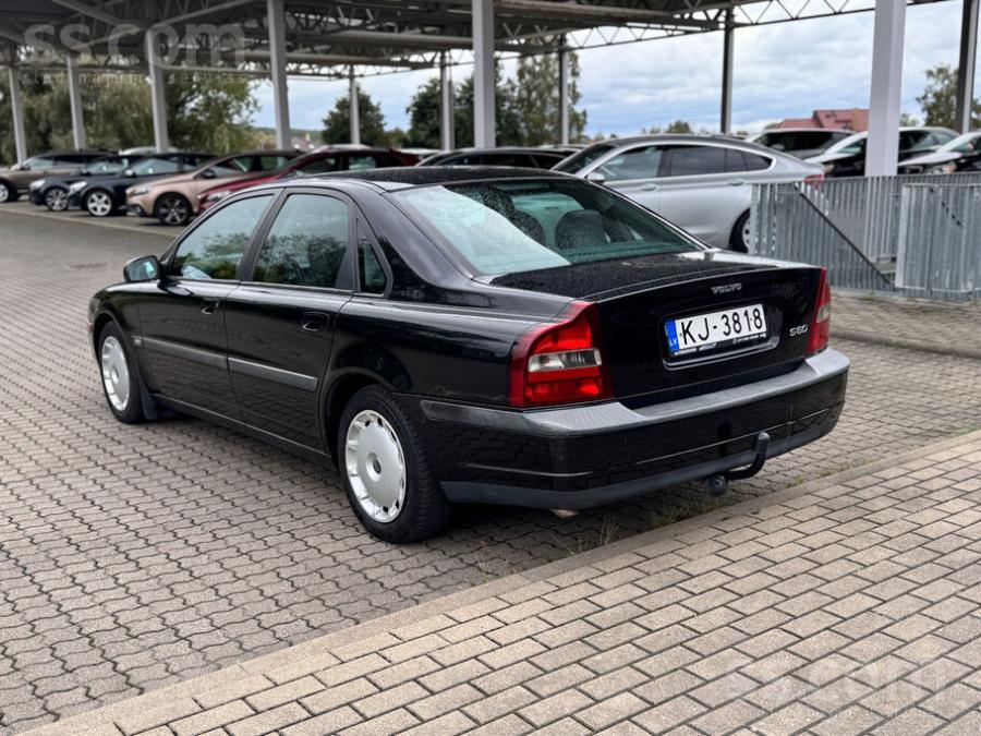 Черный Вольво С80 2002 в Рига, объемом двигателя 2.40 л и пробегом 308 тыс. км за 1290 €, фото 4 на AUTOMOTO.COM.LV