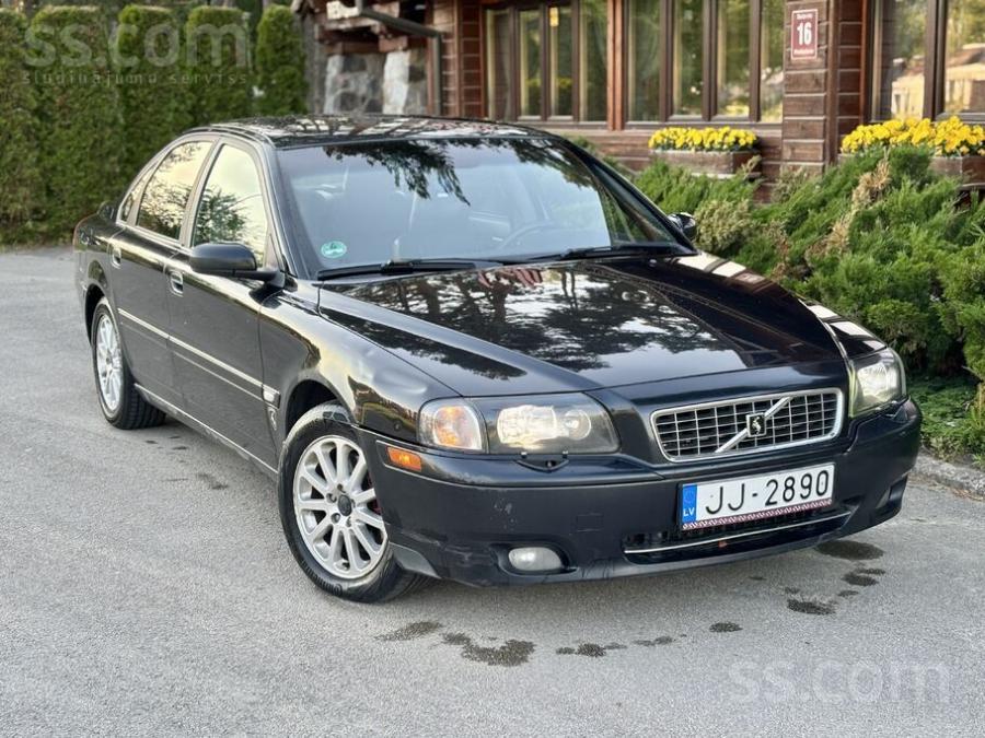 Black Volvo S80 2003 in Jelgava, with an engine capacity of 2.40 L and mileage of 0 thousand km for 1490 €, photo 3 on AUTOMOTO.COM.LV