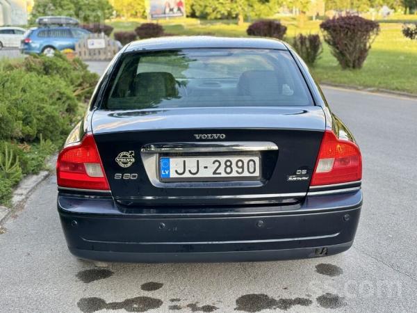 Black Volvo S80 2003 in Jelgava, with an engine capacity of 2.40 L and mileage of 0 thousand km for 1490 €, photo 6 on AUTOMOTO.COM.LV