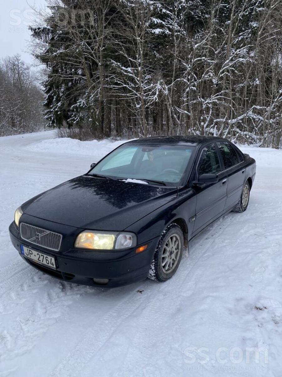 Melns Volvo S80 2003 Madona, ar dzinēja tilpumu 2.40 L un nobraukumu 407 tūkst. km par 1500 €, foto 1 vietnē AUTOMOTO.COM.LV