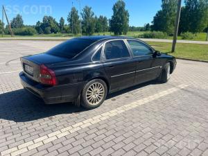 Melns Volvo S80 2003 Jelgava, ar dzinēja tilpumu 2.40 L un nobraukumu 463 tūkst. km par 1300 €, foto 5 vietnē AUTOMOTO.COM.LV