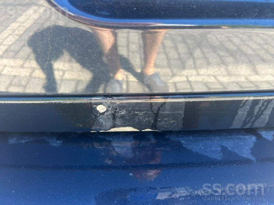 Melns Volvo S80 2003 Jelgava, ar dzinēja tilpumu 2.40 L un nobraukumu 463 tūkst. km par 1300 €, foto 14 vietnē AUTOMOTO.COM.LV