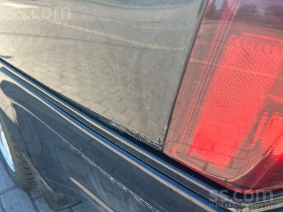 Melns Volvo S80 2003 Jelgava, ar dzinēja tilpumu 2.40 L un nobraukumu 463 tūkst. km par 1300 €, foto 15 vietnē AUTOMOTO.COM.LV