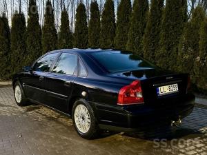 Black Volvo S80 2003 in Ludza, with an engine capacity of 2.40 L and mileage of 325 thousand km for 1600 €, photo 4 on AUTOMOTO.COM.LV