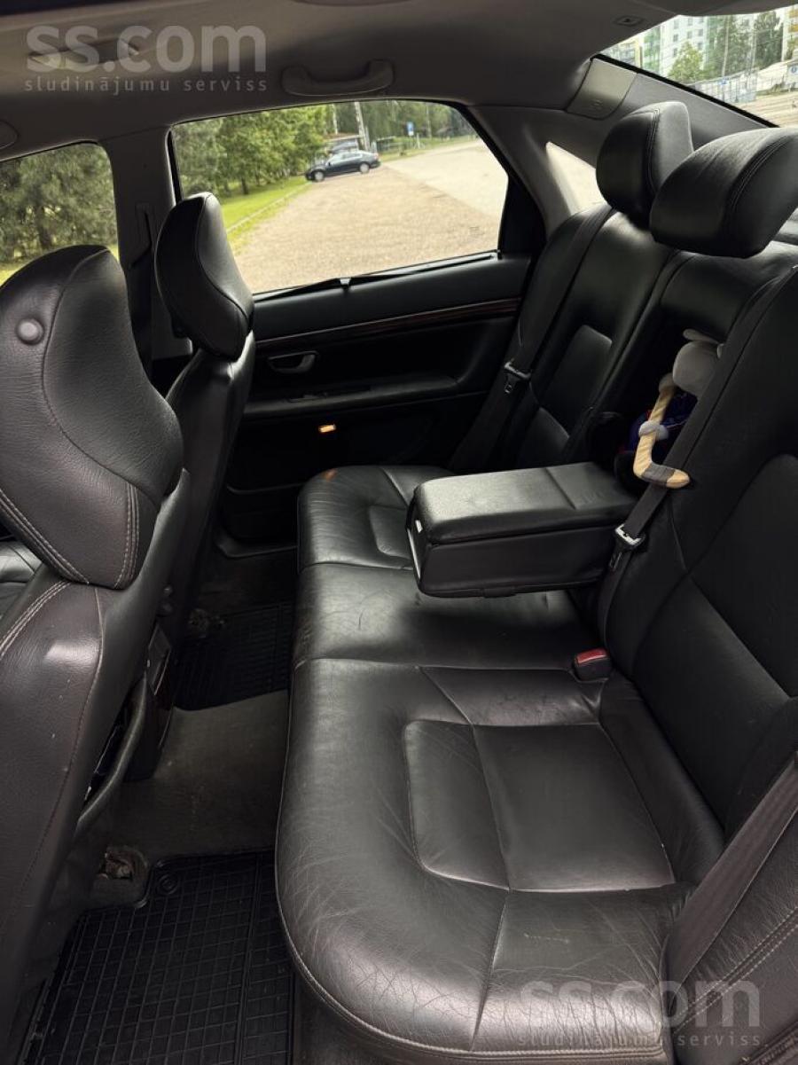 Melns Volvo S80 2003 Rīga, ar dzinēja tilpumu 2.40 L un nobraukumu 366 tūkst. km par 1100 €, foto 7 vietnē AUTOMOTO.COM.LV