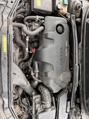Melns Volvo S80 2003 Rīga, ar dzinēja tilpumu 2.40 L un nobraukumu 366 tūkst. km par 1100 €, foto 10 vietnē AUTOMOTO.COM.LV