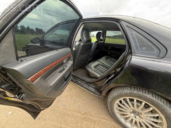 Volvo S80 2003 Rīga vietnē Melns Volvo S80 2003 Rīga, ar dzinēja tilpumu 2.40 L un nobraukumu 465 tūkst. km par 2200 €, foto 8 vietnē AUTOMOTO.COM.LV