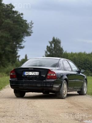 Черный Вольво С80 2003 в Рига, объемом двигателя 2.40 л и пробегом 465 тыс. км за 1700 €, фото 3 на AUTOMOTO.COM.LV