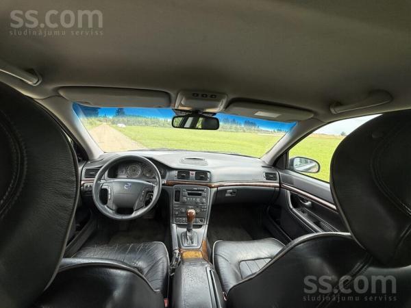 Volvo S80 2003 Rīga vietnē Melns Volvo S80 2003 Rīga, ar dzinēja tilpumu 2.40 L un nobraukumu 465 tūkst. km par 1700 €, foto 7 vietnē AUTOMOTO.COM.LV