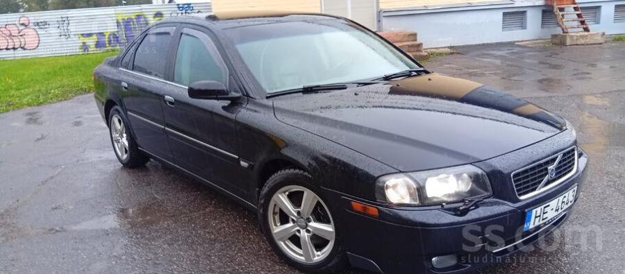 Black Volvo S80 2004 in Riga, with an engine capacity of 2.40 L and mileage of 273 thousand km for 3000 €, photo 3 on AUTOMOTO.COM.LV