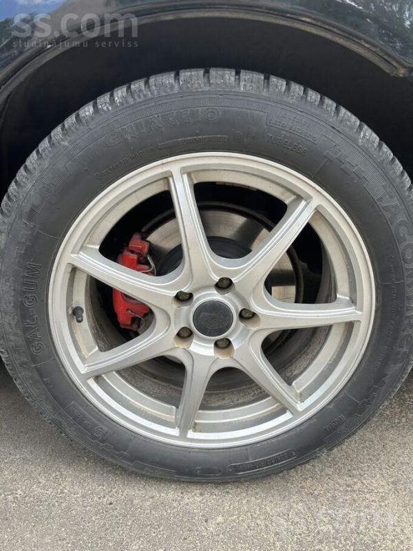 Melns Volvo S80 2004 Daugavpils, ar dzinēja tilpumu 2.40 L un nobraukumu 440 tūkst. km par 1300 €, foto 3 vietnē AUTOMOTO.COM.LV