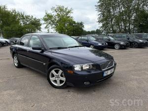 Melns Volvo S80 2004 Rīga, ar dzinēja tilpumu 2.40 L un nobraukumu 0 tūkst. km par 1490 €, foto  vietnē AUTOMOTO.COM.LV
