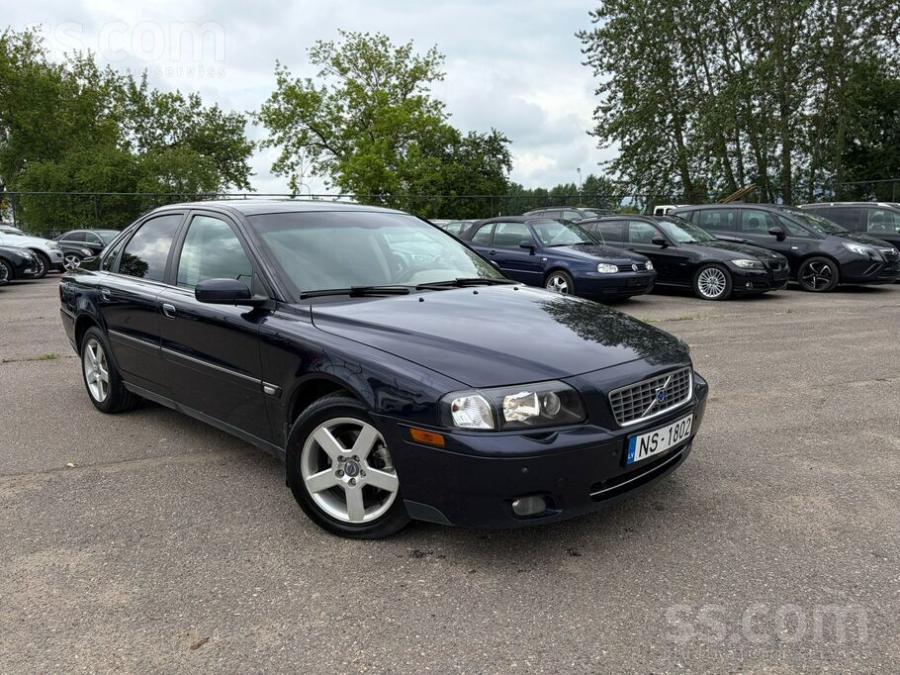 Melns Volvo S80 2004 Rīga, ar dzinēja tilpumu 2.40 L un nobraukumu 0 tūkst. km par 1490 €, foto 1 vietnē AUTOMOTO.COM.LV