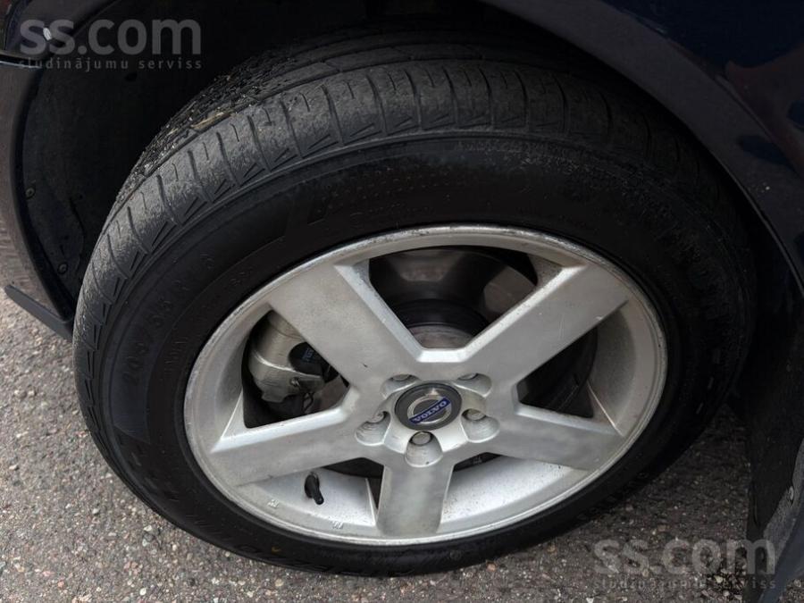 Melns Volvo S80 2004 Rīga, ar dzinēja tilpumu 2.40 L un nobraukumu 0 tūkst. km par 1490 €, foto 6 vietnē AUTOMOTO.COM.LV