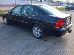 Melns Volvo S80 2004 Bauska, ar dzinēja tilpumu 2.40 L un nobraukumu 440 tūkst. km par 2500 €, foto 5 vietnē AUTOMOTO.COM.LV