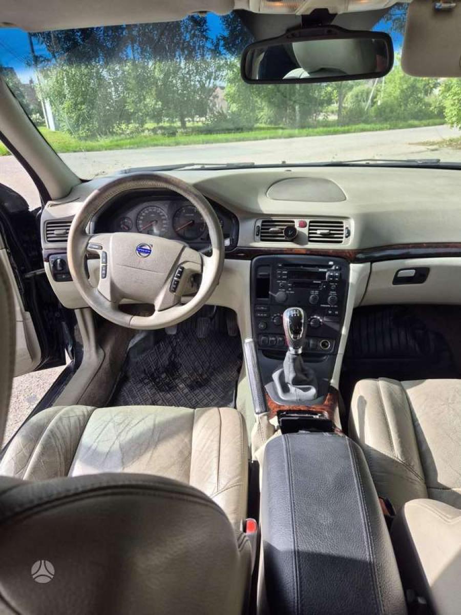 Melns Volvo S80 2004 Vilkaviškis, ar dzinēja tilpumu 2.40 L un nobraukumu 306 tūkst. km par 950 €, foto 8 vietnē AUTOMOTO.COM.LV