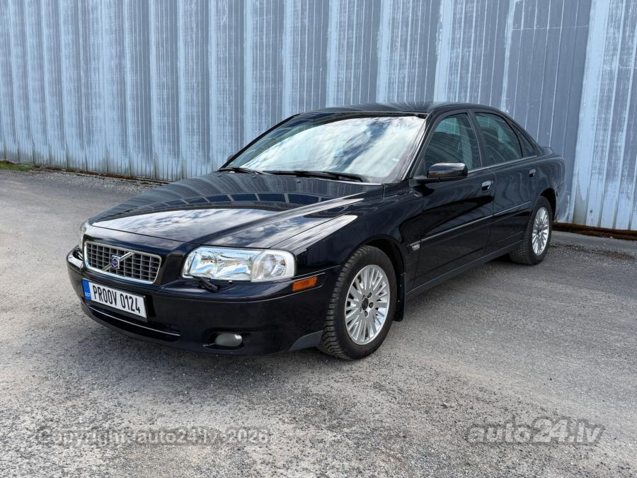 Black Volvo S80 2004 in Paide, with an engine capacity of 2.40 L and mileage of 326 thousand km for 4890 €, photo 1 on AUTOMOTO.COM.LV