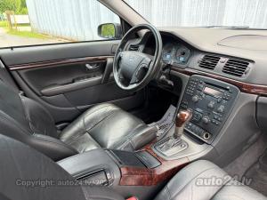 Black Volvo S80 2004 in Paide, with an engine capacity of 2.40 L and mileage of 326 thousand km for 4890 €, photo 11 on AUTOMOTO.COM.LV