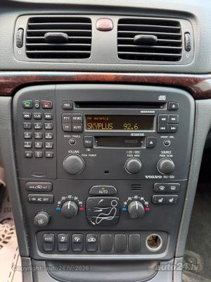 Black Volvo S80 2004 in Paide, with an engine capacity of 2.40 L and mileage of 326 thousand km for 4890 €, photo 12 on AUTOMOTO.COM.LV
