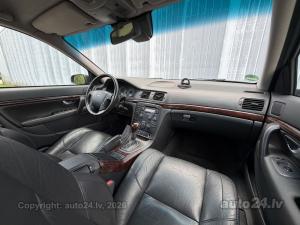 Black Volvo S80 2004 in Paide, with an engine capacity of 2.40 L and mileage of 326 thousand km for 4890 €, photo 13 on AUTOMOTO.COM.LV
