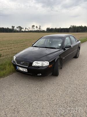 Black Volvo S80 2004 in Valmiera, with an engine capacity of 2.40 L and mileage of 249 thousand km for 2500 €, photo  on AUTOMOTO.COM.LV