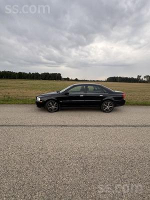 Melns Volvo S80 2004 Valmiera, ar dzinēja tilpumu 2.40 L un nobraukumu 249 tūkst. km par 2500 €, foto 4 vietnē AUTOMOTO.COM.LV