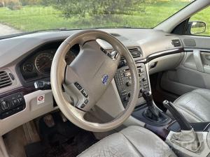 Melns Volvo S80 2004 Rīga, ar dzinēja tilpumu 2.40 L un nobraukumu 309 tūkst. km par 2100 €, foto 11 vietnē AUTOMOTO.COM.LV