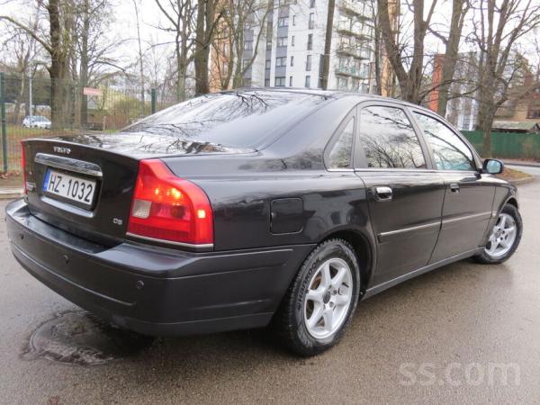 Melns Volvo S80 2005 Rīga, ar dzinēja tilpumu 2.40 L un nobraukumu 450 tūkst. km par 1790 €, foto 4 vietnē AUTOMOTO.COM.LV