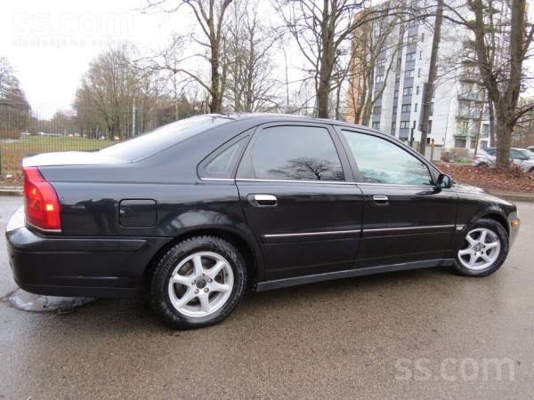Melns Volvo S80 2005 Rīga, ar dzinēja tilpumu 2.40 L un nobraukumu 450 tūkst. km par 1790 €, foto 5 vietnē AUTOMOTO.COM.LV