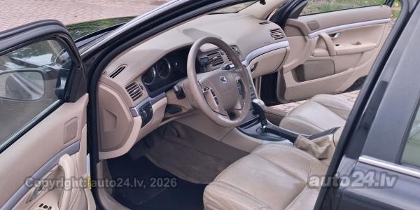 Melns Volvo S80 2005 Paide, ar dzinēja tilpumu 2.40 L un nobraukumu 340 tūkst. km par 3950 €, foto 6 vietnē AUTOMOTO.COM.LV