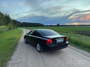 Черный Вольво С80 2005 в Рига, объемом двигателя 2.40 л и пробегом 488 тыс. км за 1800 €, фото 7 на AUTOMOTO.COM.LV