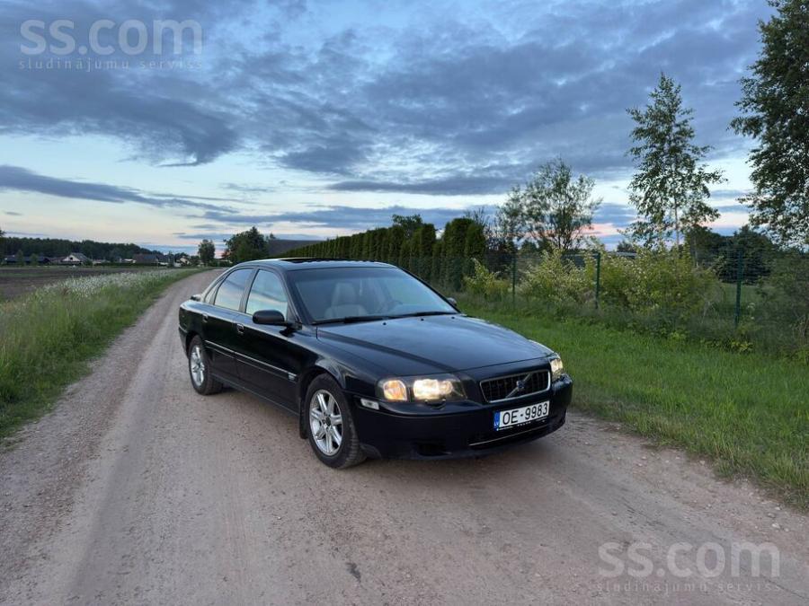Черный Вольво С80 2005 в Рига, объемом двигателя 2.40 л и пробегом 488 тыс. км за 1800 €, фото 9 на AUTOMOTO.COM.LV