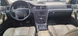 Melns Volvo S80 2005 Valmiera, ar dzinēja tilpumu 2.40 L un nobraukumu 309 tūkst. km par 3000 €, foto 10 vietnē AUTOMOTO.COM.LV