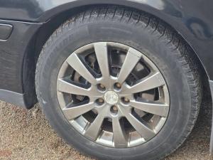 Black Volvo S80 2005 in Grobiņa, with an engine capacity of 2.40 L and mileage of 248 thousand km for 2000 €, photo 24 on AUTOMOTO.COM.LV