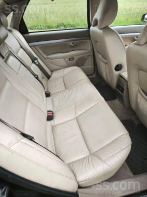Black Volvo S80 2005 in Jekabpils, with an engine capacity of 2.40 L and mileage of 565 thousand km for 1350 €, photo 12 on AUTOMOTO.COM.LV