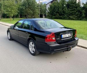 Melns Volvo S80 2005 Viļņa, ar dzinēja tilpumu 2.40 L un nobraukumu 391 tūkst. km par 1350 €, foto 5 vietnē AUTOMOTO.COM.LV