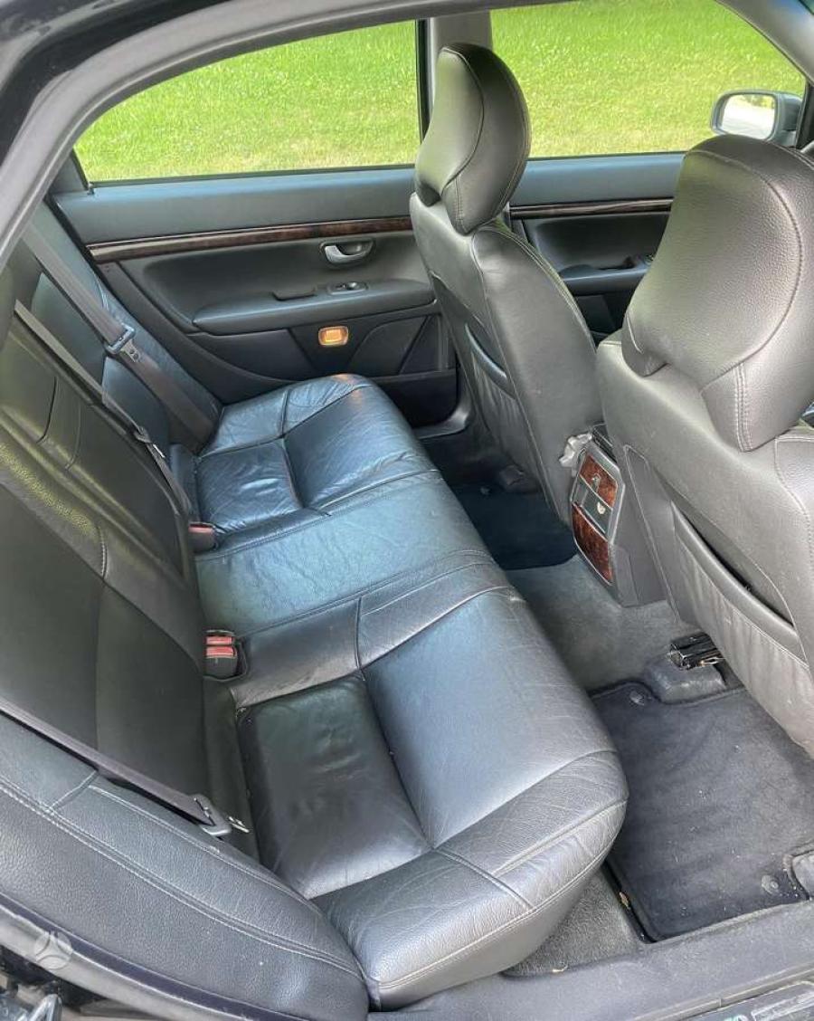 Melns Volvo S80 2005 Viļņa, ar dzinēja tilpumu 2.40 L un nobraukumu 391 tūkst. km par 1350 €, foto 10 vietnē AUTOMOTO.COM.LV
