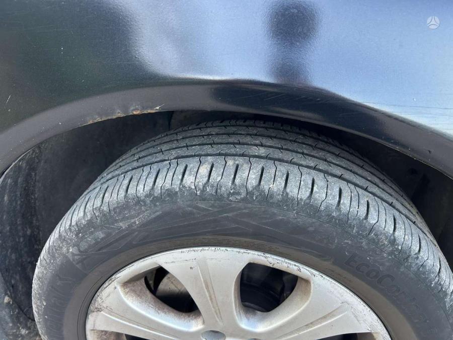 Melns Volvo S80 2005 Viļņa, ar dzinēja tilpumu 2.40 L un nobraukumu 415 tūkst. km par 1700 €, foto 15 vietnē AUTOMOTO.COM.LV